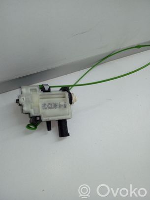 7200674 BMW 5 F10 F11 Degalų bako dangtelio spyna, 10,00 € | RRR