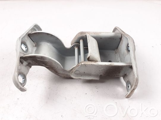 93458937 Renault Trafic III (X82) Charnière inférieure de porte arrière ...