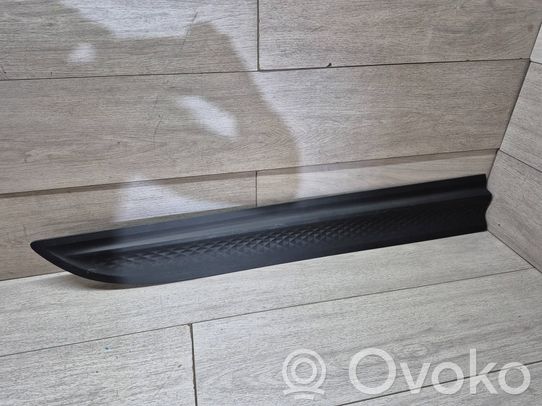 95B898490L Porsche Macan (95B) Moulure de porte avant, 112,94 € | OVOKO