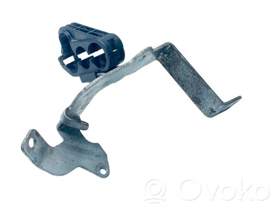 A9075455800 Mercedes-Benz Sprinter W907 W910 Other engine bay part, €9. ...