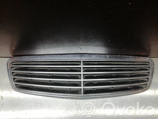 A2208800383 Mercedes-Benz S W220 Grille de calandre avant, 15,00 € | OVOKO