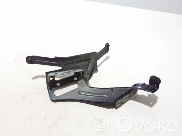 4K0821131 Audi A6 S6 C8 4K Fender mounting bracket, 37.41 € | RRR