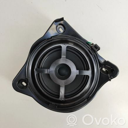 A2058201800 Mercedes-Benz E W213 Subwoofer speaker, 10.00 € | RRR