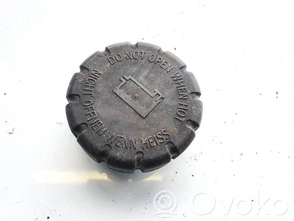 2105010615 Mercedes-Benz C AMG W204 Coolant expansion tank/reservoir ...