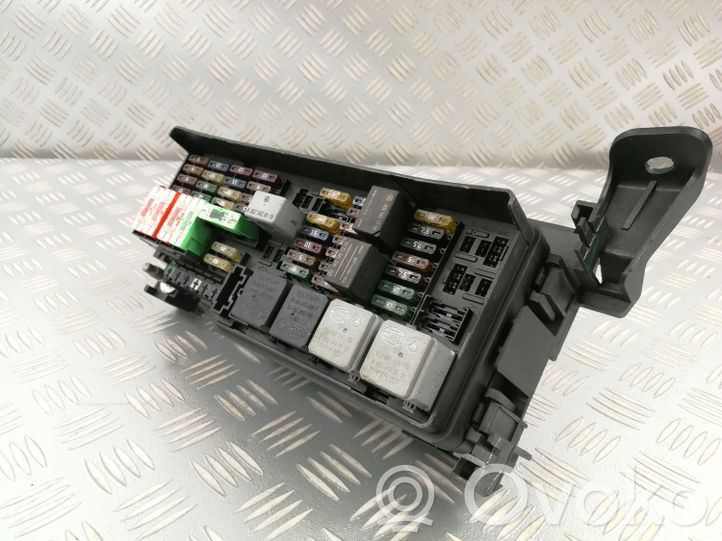 ACA2668 Mercedes-Benz ML W164 Module de fusibles A1645403372 - Pièce ...