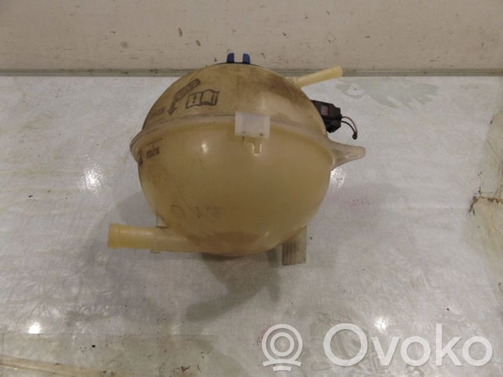 Volkswagen Polo Coolant expansion tank/reservoir, 6.99 € | RRR