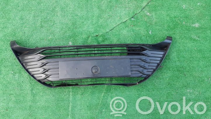 53102-0D120 Toyota Yaris Front bumper lower grill, 34.93 € | RRR