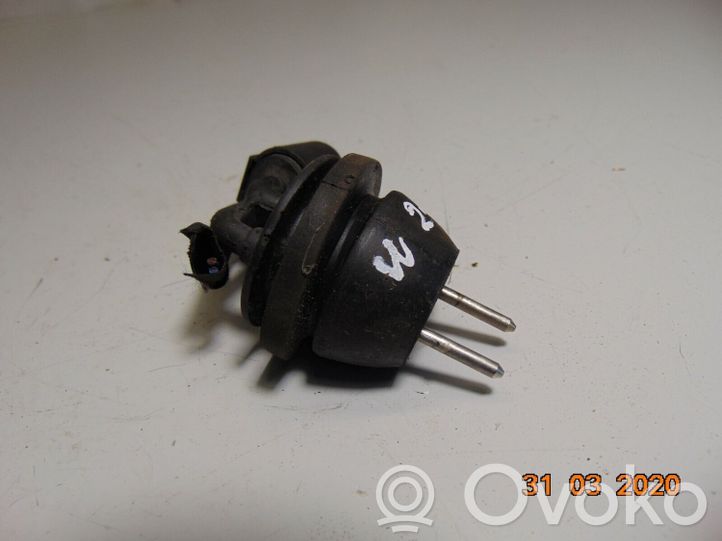 A2038690098 Mercedes-Benz C W203 Capteur de niveau de liquide lave ...