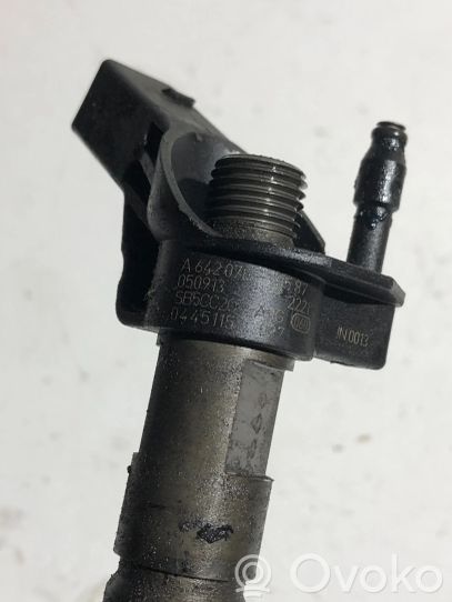 A6420700587 Mercedes-Benz ML W164 Injecteur de carburant, 70.00 € | OVOKO