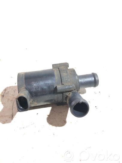 7L0965561 Audi Q7 4L Electric auxiliary coolant/water pump, 20.00 € | RRR