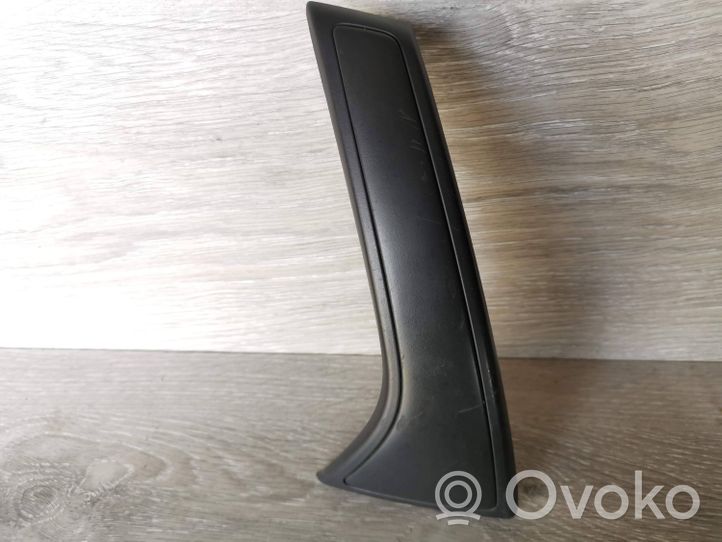 30634895 Volvo V70 Front door interior handle trim, 49.00 € | RRR