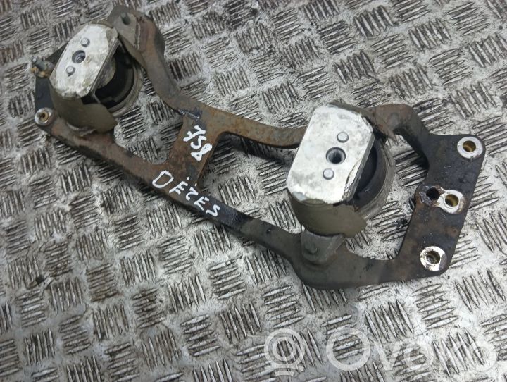 3D0399151AF Bentley Flying Spur Łapa / Mocowanie skrzyni biegów, 916.00 ...