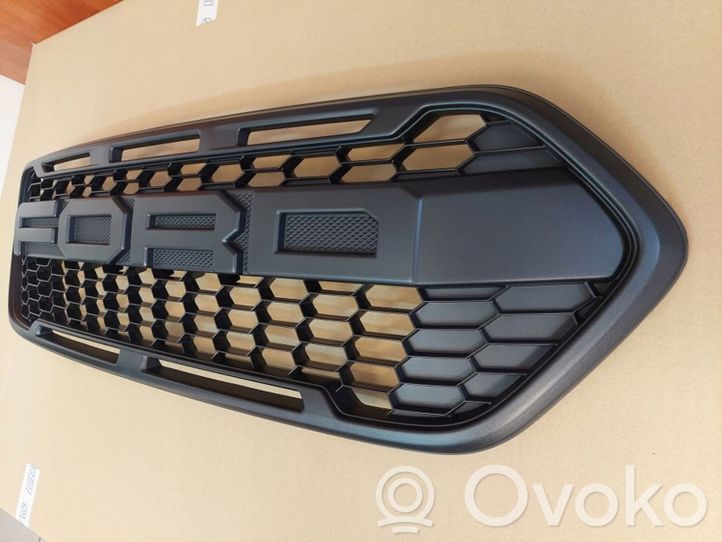 2467234 Ford Transit Custom Grille de calandre avant, 566.59 € | OVOKO