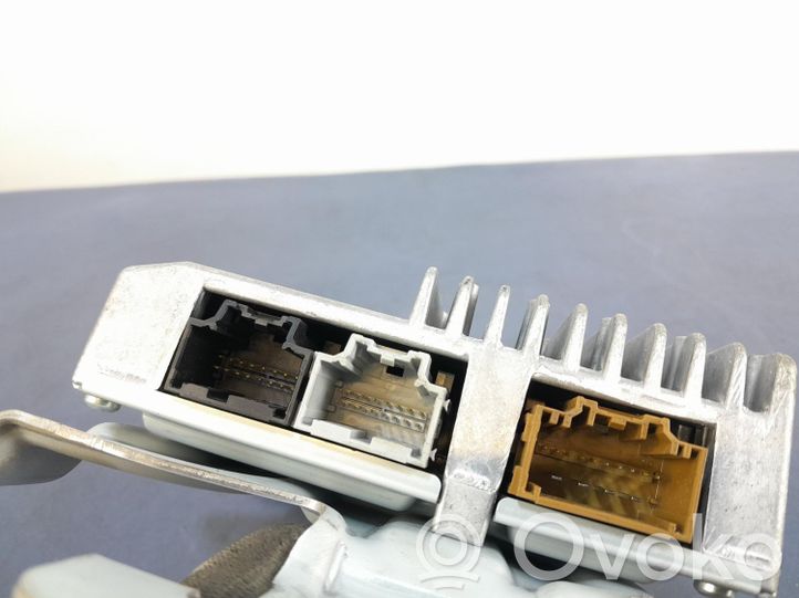 FR3T-18B849-A Ford Mustang VI Aerial antenna amplifier, 57.64 € | RRR