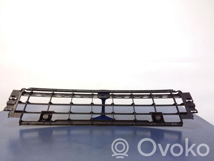 5H0853677F Volkswagen Golf Sportsvan Front bumper, 73.36 € | RRR