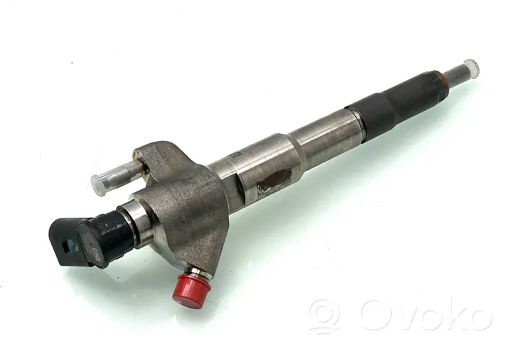 166009567R Nissan Navara D23 Fuel injector, 110.00 € | RRR