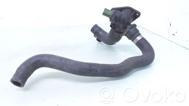 06B121133D Audi A4 S4 B6 8E 8H Tuyau de liquide de refroidissement ...