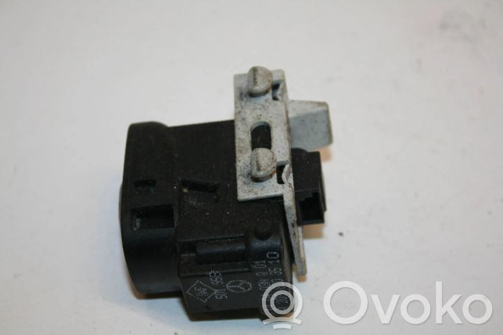 A2098203510 Mercedes-Benz CLK A209 C209 Electric window control switch ...