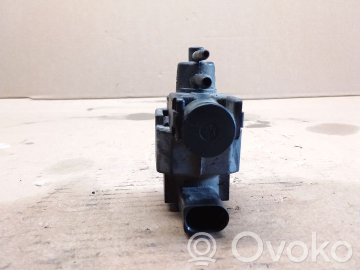 059906628B Audi A6 S6 C6 4F Electrovanne Soupape de Sûreté / Dépression ...