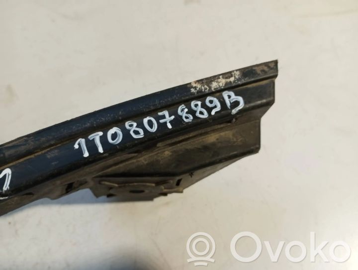 1T0807889B Volkswagen Caddy Front bumper mounting bracket, 15.00 € | RRR