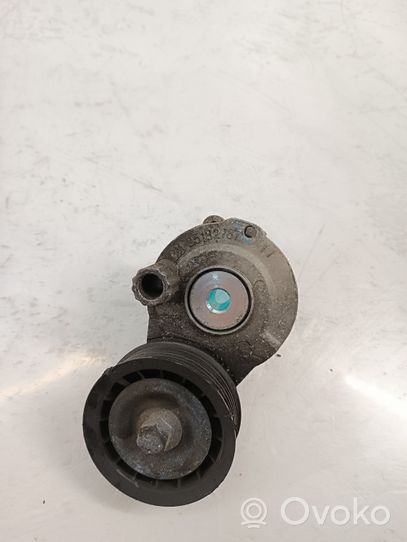 25182787 Chevrolet Orlando Galet tendeur de la courroie, 5.00 € | OVOKO