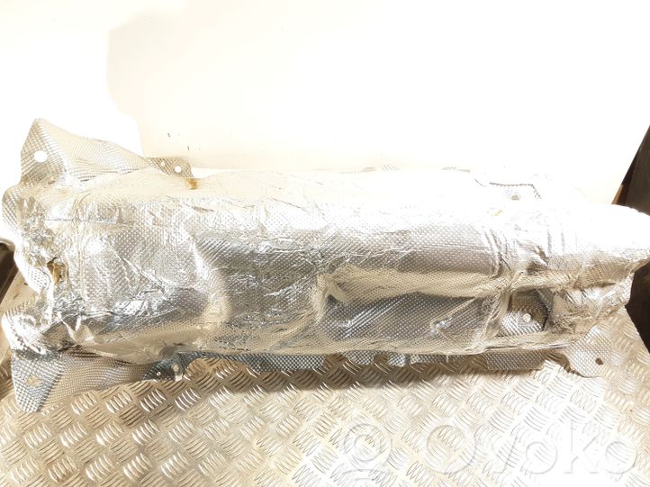 32260445 Volvo XC40 Bouclier thermique d'échappement, 22.00 € | OVOKO