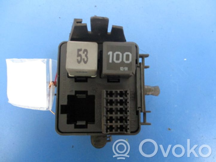 Volkswagen Golf IV Boîte à fusibles, 16.47 € | OVOKO