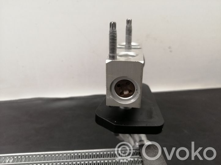 CAR4070 Mercedes-Benz GLE (W166 - C292) Heater radiator pipe/hose ...