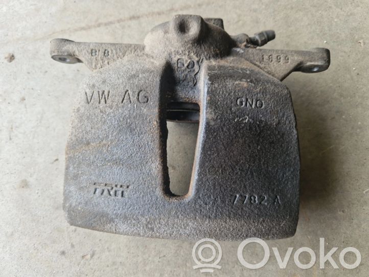 3C0615123 Audi Q3 F3 Front brake caliper, 100.00 € | RRR