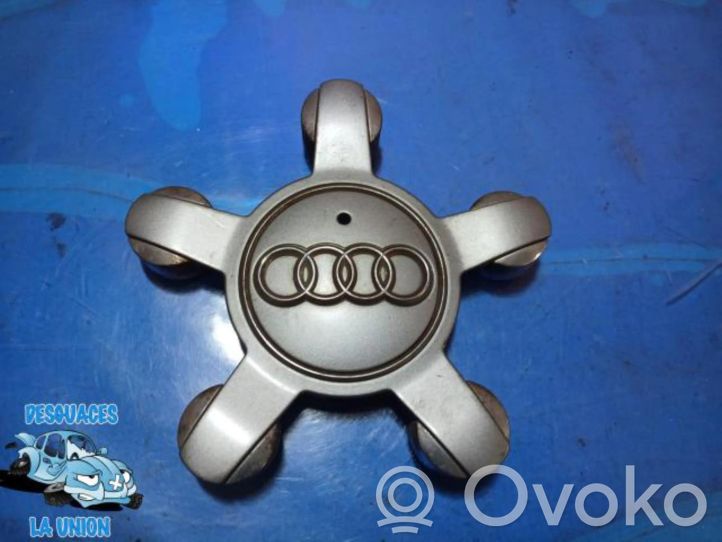 8R0601165 Audi A3 S3 8P Original wheel cap, 27.56 € | RRR