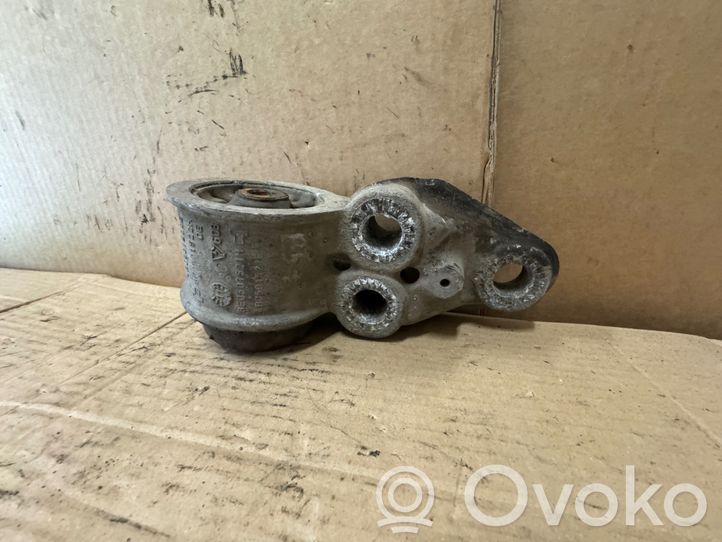 8E0501521H Audi A6 S6 C5 4B Rear axle beam mounts housing, 4.85 € | RRR