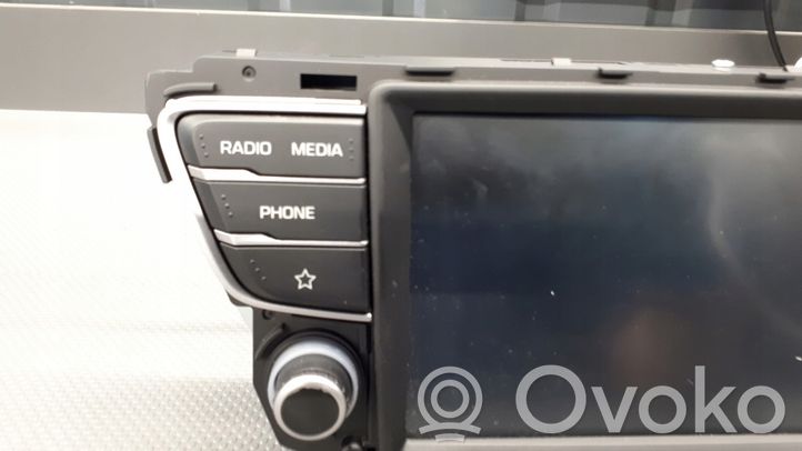 ADBC2CBEE Hyundai i20 (GB IB) Radio/CD/DVD/GPS head unit, 287.01 € | RRR