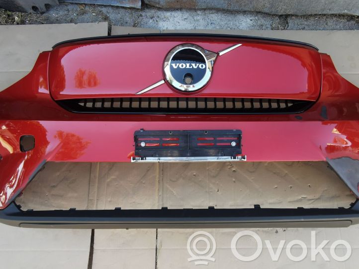 31690933 Volvo XC40 Front bumper, 764.19 € | RRR