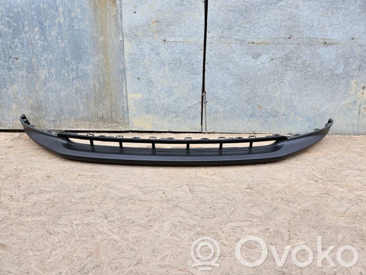 95B807061M Porsche Macan Front bumper lip, 188.24 € | RRR