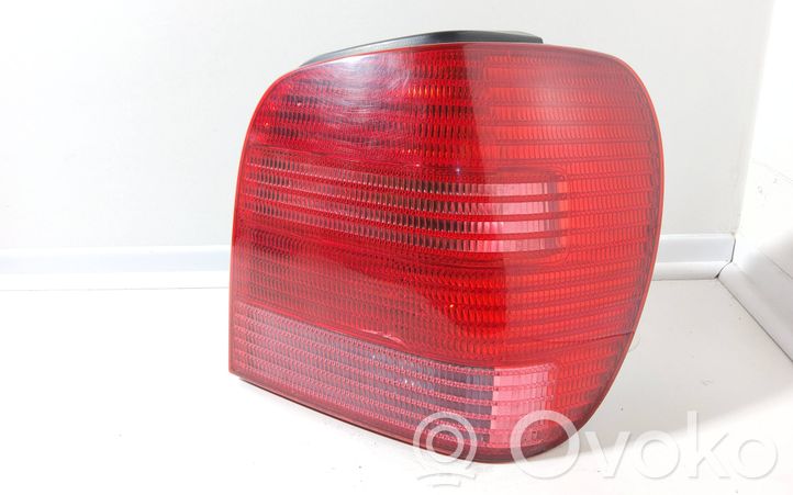 6N0945096H Volkswagen Polo III 6N 6N2 6NF Rear/tail lights, 7.91 € | RRR