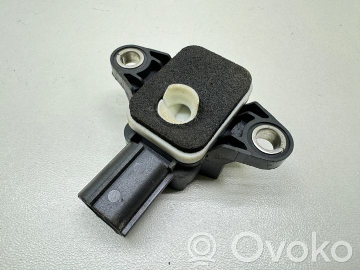 8P0955557 Audi A4 S4 B7 8E 8H Airbag deployment crash/impact sensor, 8. ...