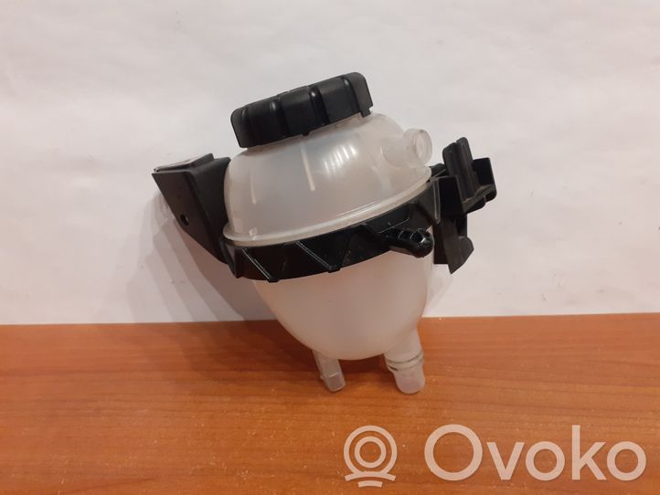 EPG10431 Mercedes-Benz GLC X253 C253 Coolant expansion tank/reservoir ...