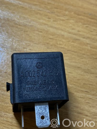 A0025421319 Mercedes-Benz SL R129 Altri relè, 10.00 € | OVOKO
