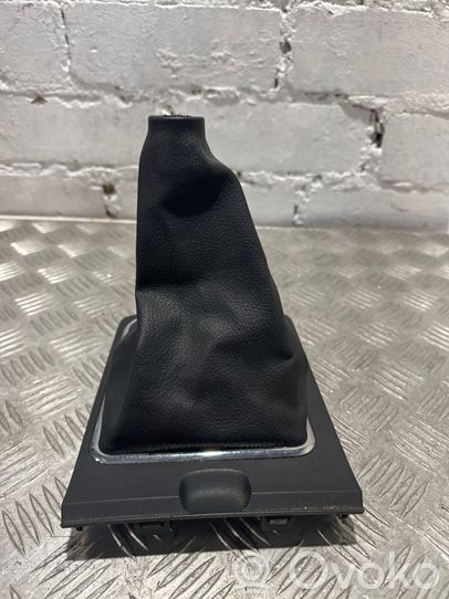 K3006 Mazda 6 Contour de levier de vitesses, 15.00 € | OVOKO