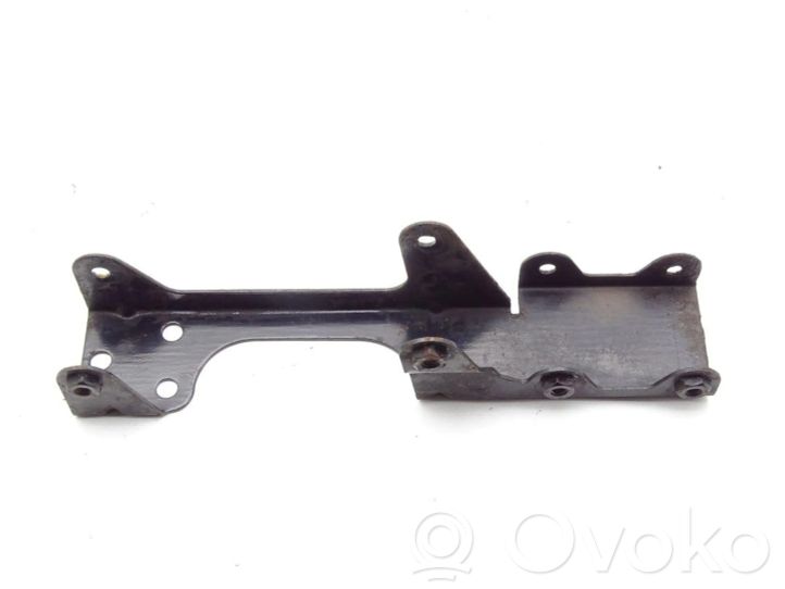 Iveco Daily 4th gen Radiator mount bracket, 10.81 € | RRR