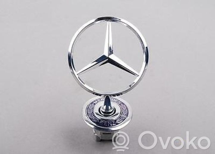 A2218800086 Mercedes-Benz E W210 Gamintojo ženkliukas, 33.00 € | RRR