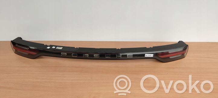 9Y0945081F Porsche Cayenne (9Y0 9Y3) Rear light center trim bar blend ...