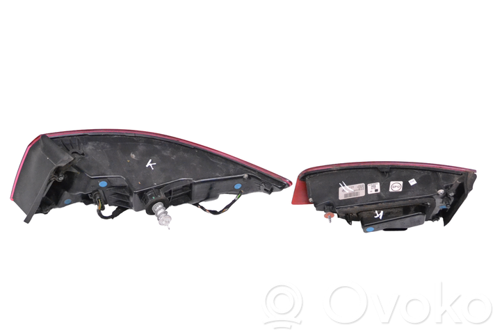 GVV126168 Alfa Romeo Giulia Set feux arrière / postérieurs 20700205 ...