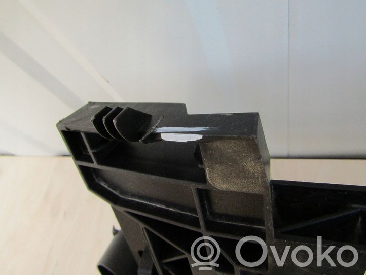 A1778850003 Mercedes-Benz A W177 Intercooler air channel guide, 21.61 ...