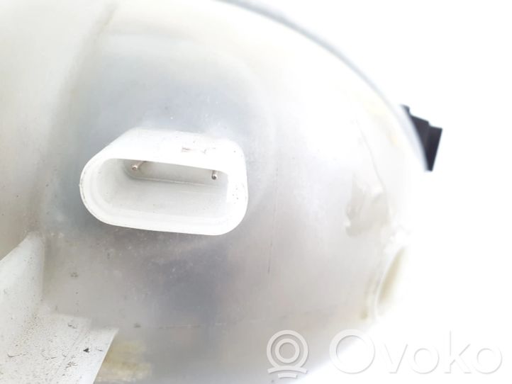 A2045000549 Mercedes-Benz C W204 Coolant expansion tank/reservoir, 15. ...