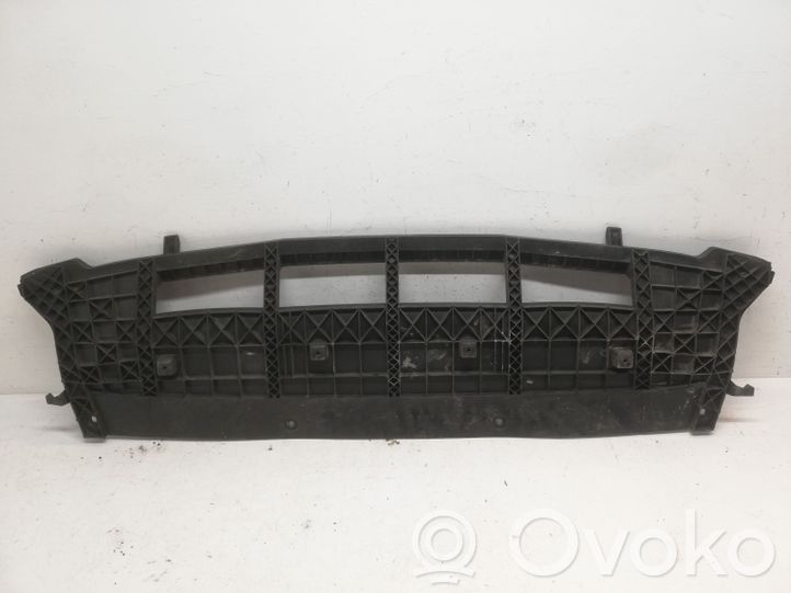 8R0807233 Audi Q5 SQ5 Bamperio dugno apsauga, 15.00 € | RRR