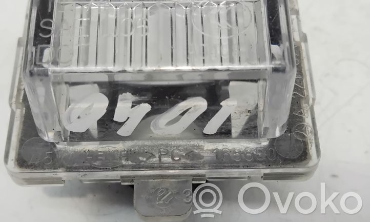 A2218200456 Mercedes-Benz E W212 Number plate light, 5.00 € | RRR