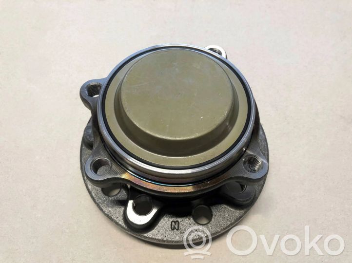 A2053340400 Mercedes-Benz C W205 Front wheel hub, 141.18 € | RRR