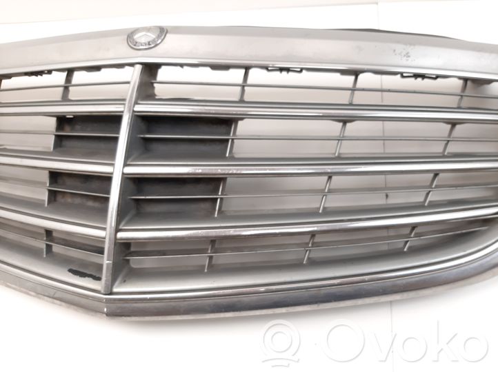 A2128801383 Mercedes-Benz E W212 Front bumper upper radiator grill, 220 ...