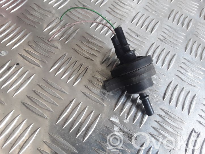 2580119A Renault Megane II Électrovanne turbo, 9.00 € | OVOKO